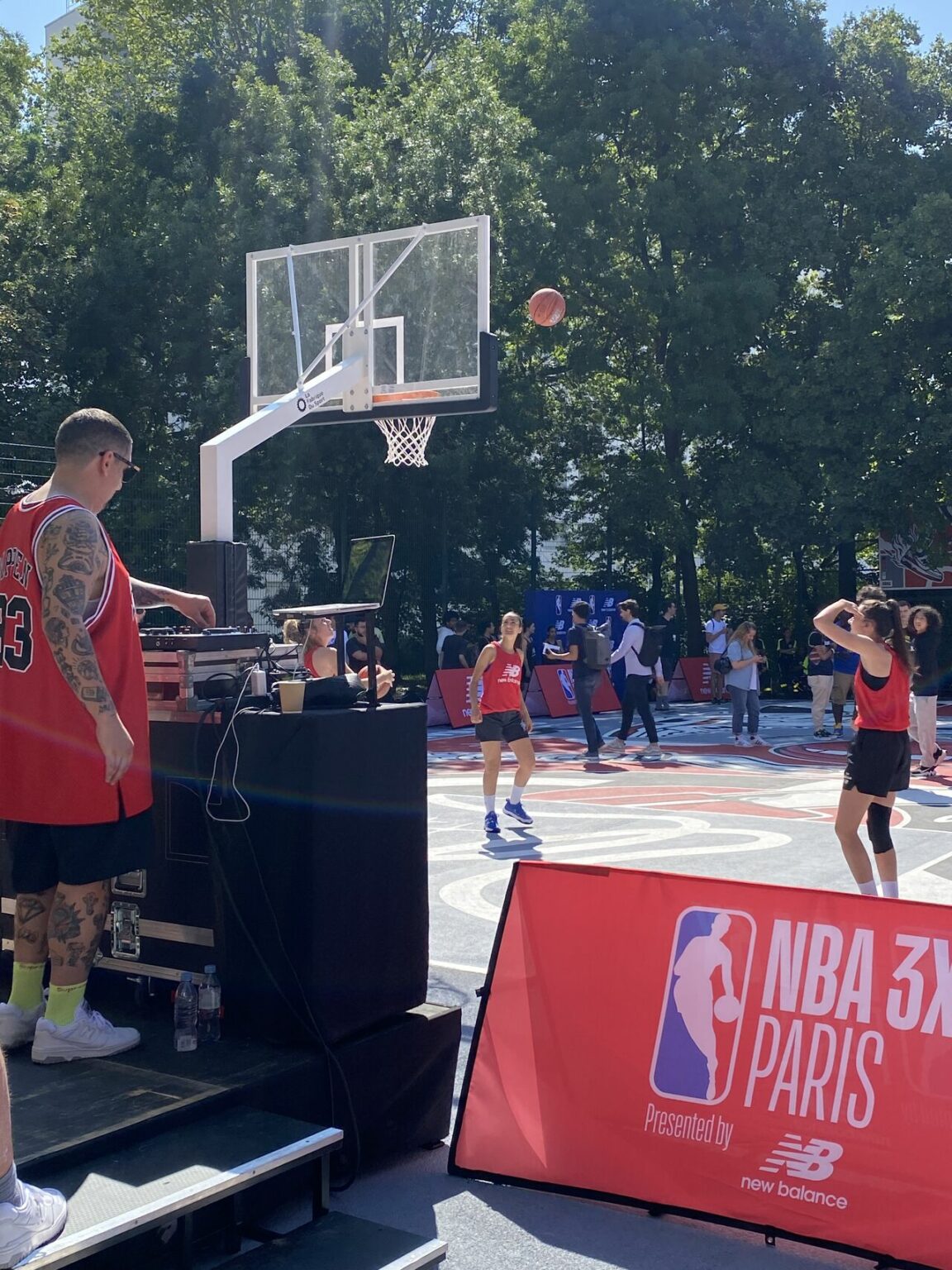 New Balance x NBA - Playground Belleville x Kekli • Fresque